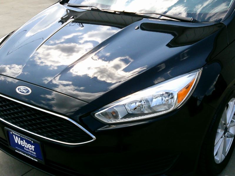 2016 Black Ford Focus SE